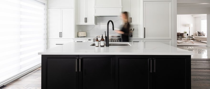 Custom kitchen and bathroom cabinets I Ateliers Jacob