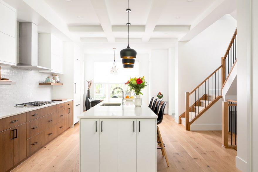 Custom kitchen and bathroom cabinets I Ateliers Jacob