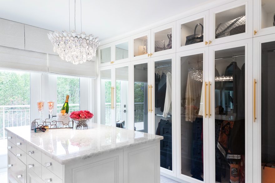 Custom kitchen and bathroom cabinets I Ateliers Jacob